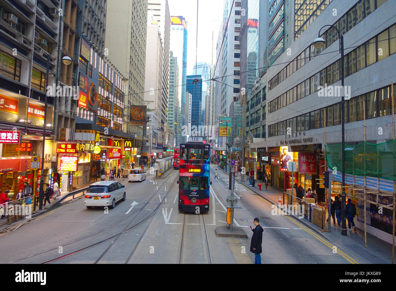 Crowd people waiting buses bus hi-res stock photography and images - Alamy