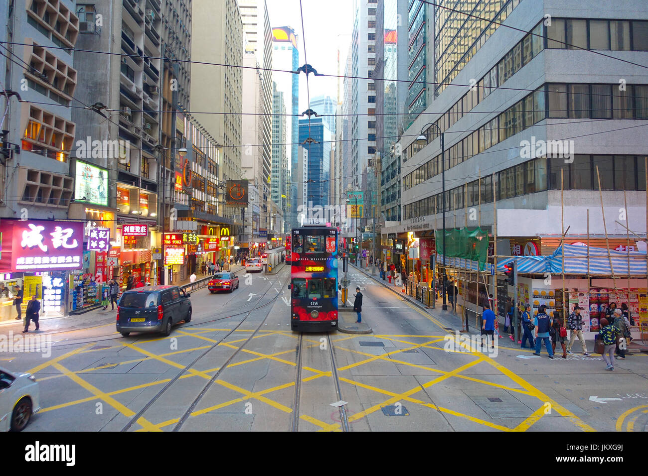 Crowd people waiting buses bus hi-res stock photography and images - Alamy