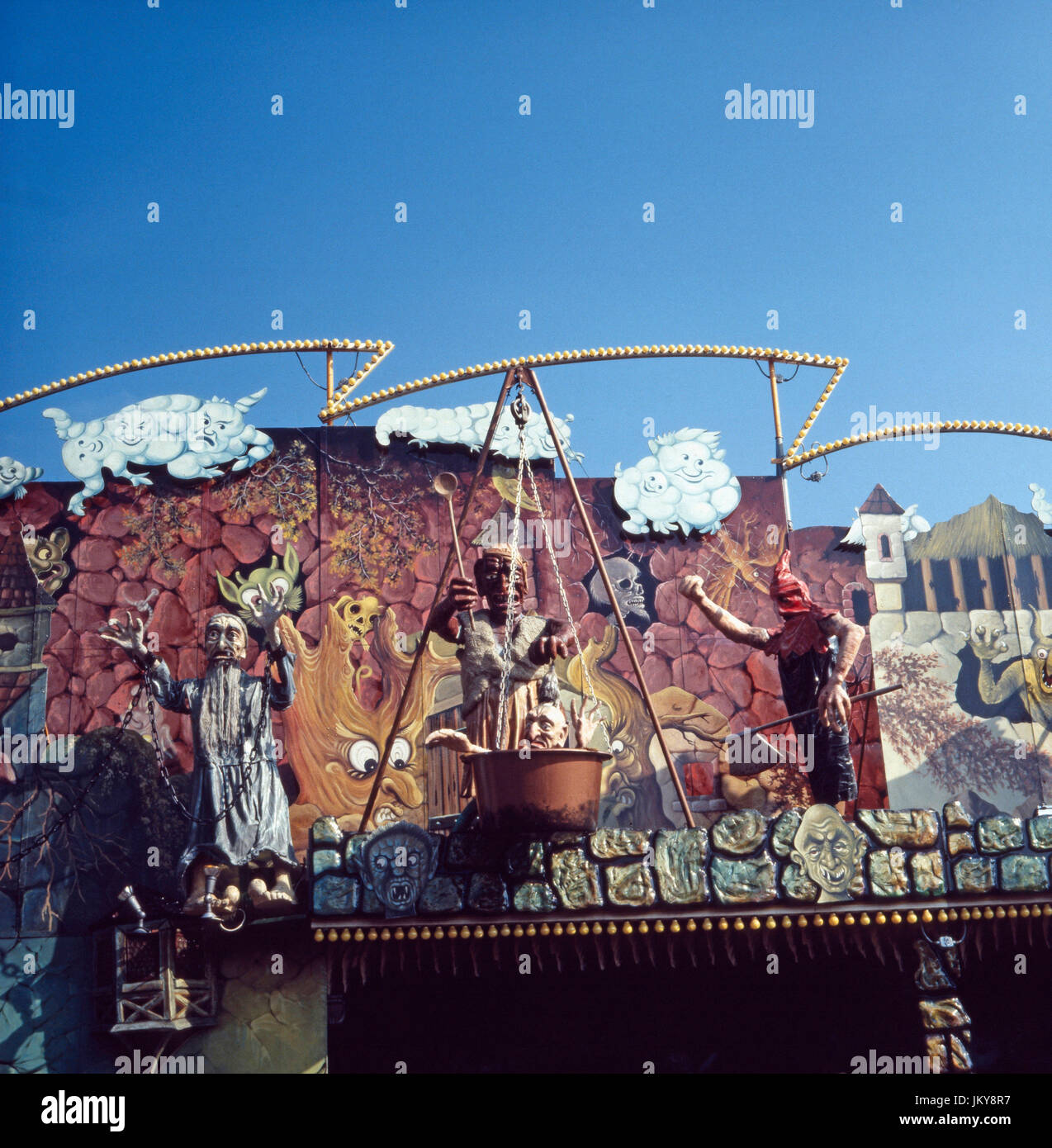 Geisterbahn hi-res stock photography and images - Alamy
