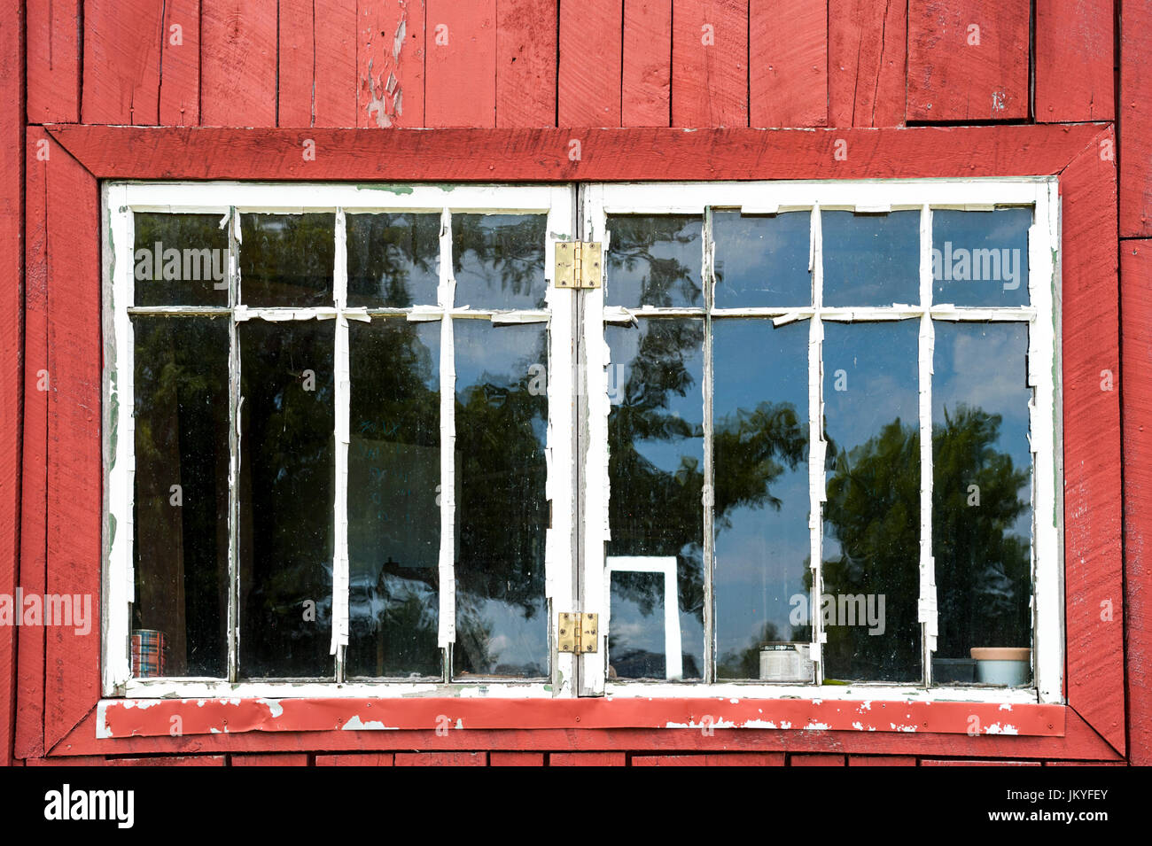 red barn, windows, red wood Stock Photo - Alamy