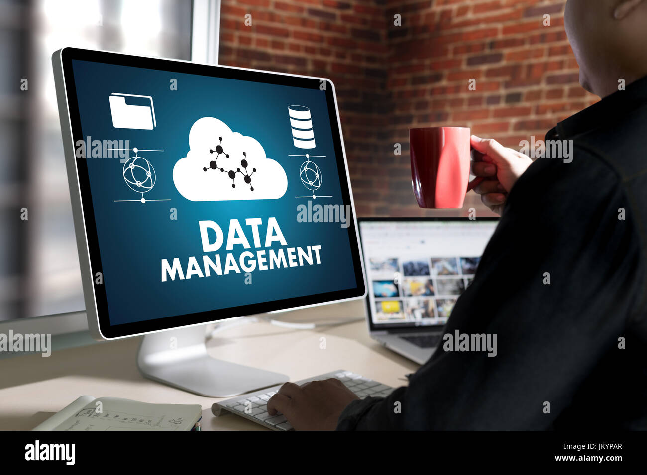 DATA MANAGEMENT File Database Cloud Network technology concept Stock Photo - Alamy