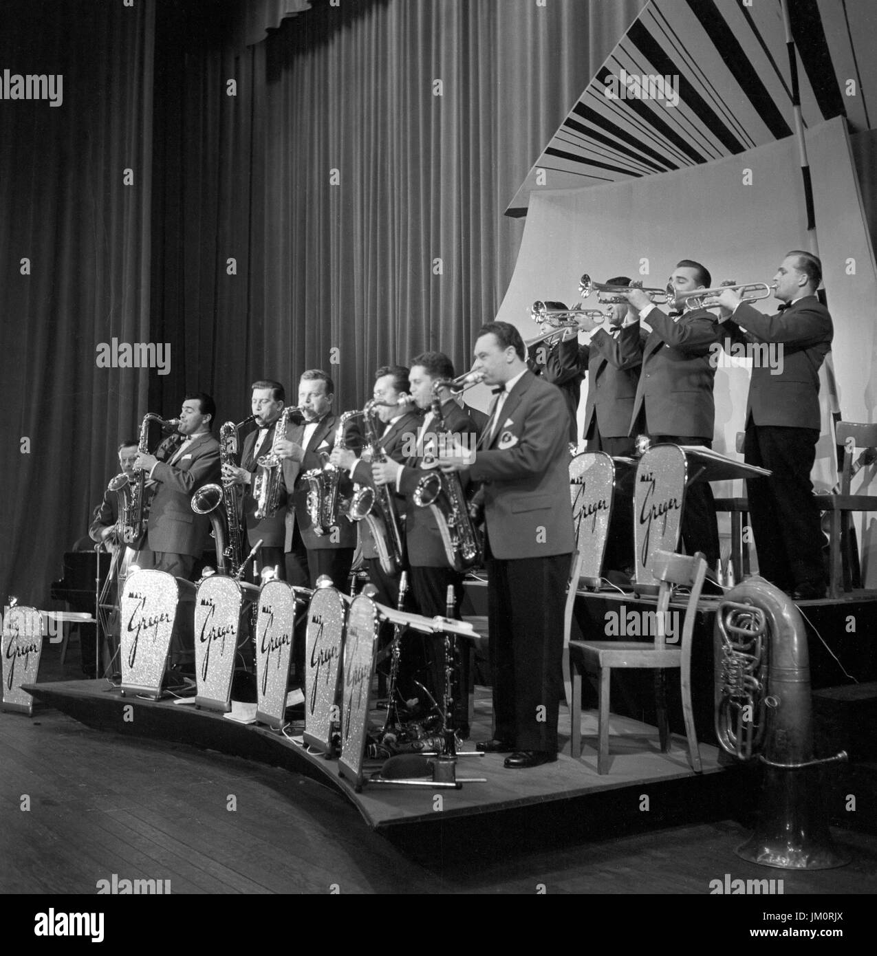 1950's swing band hi-res stock photography and images - Alamy