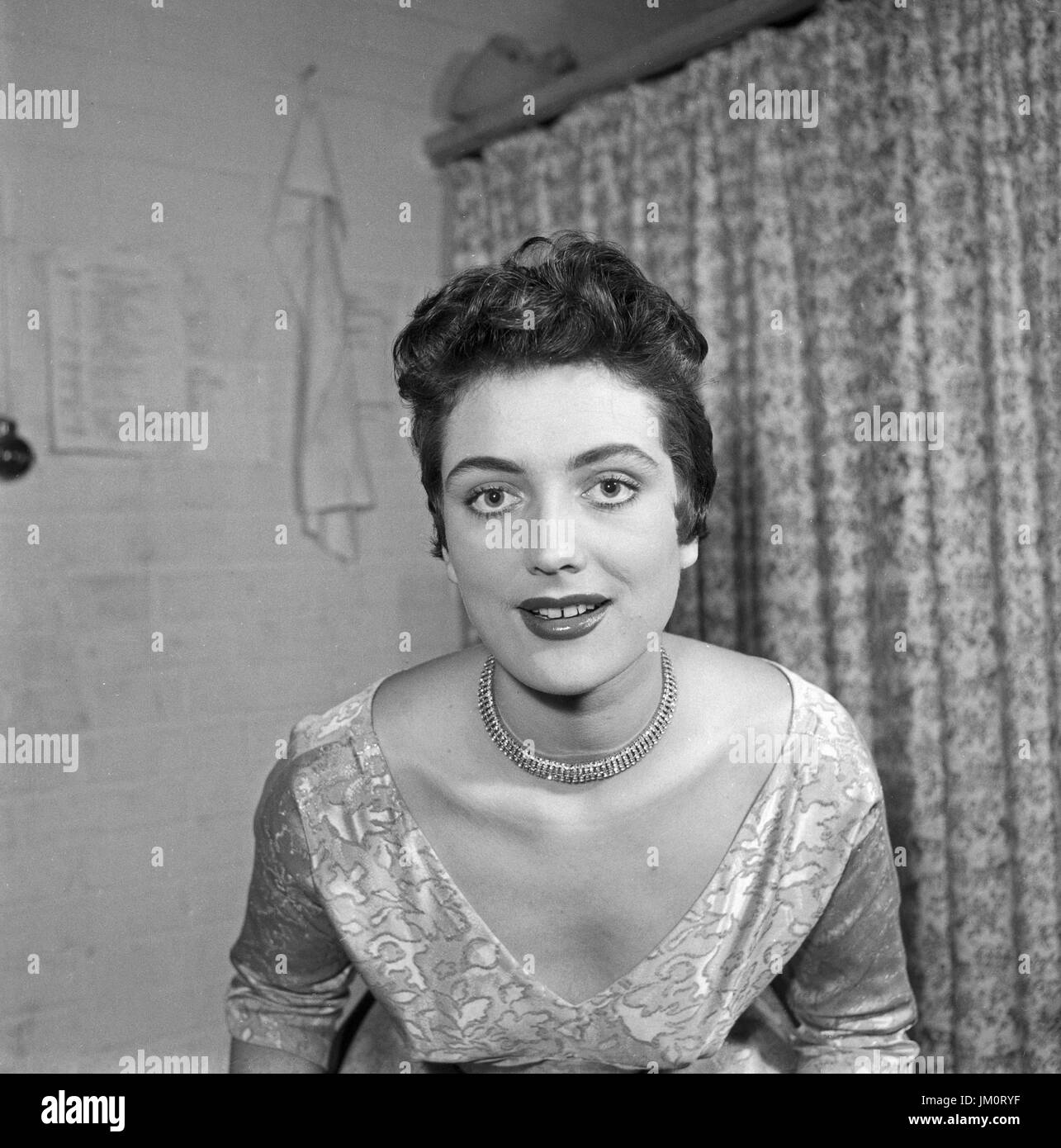 Germany 1950s frau portrait hi-res stock photography and images - Alamy