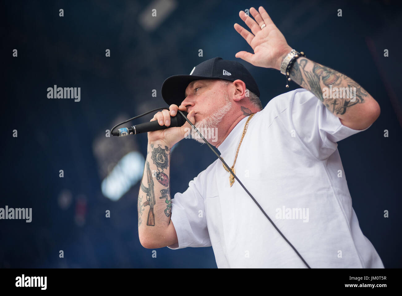 Everlast singer hi-res stock photography and images - Alamy