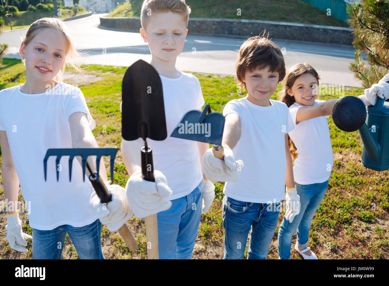 Interaction pupils hi-res stock photography and images - Alamy