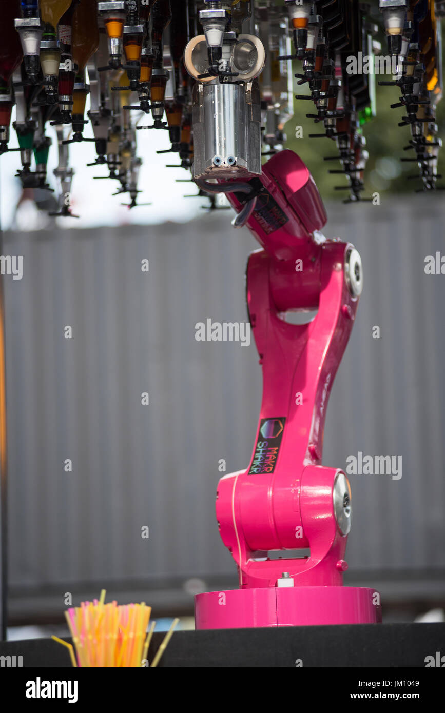 BONTIDA, ROMANIA - JULY 16, 2017: Makr Shakr World's first robotic bar ...