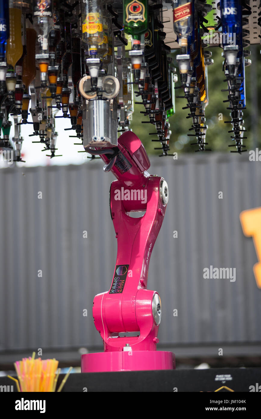 BONTIDA, ROMANIA - JULY 16, 2017: Makr Shakr World's first robotic bar ...