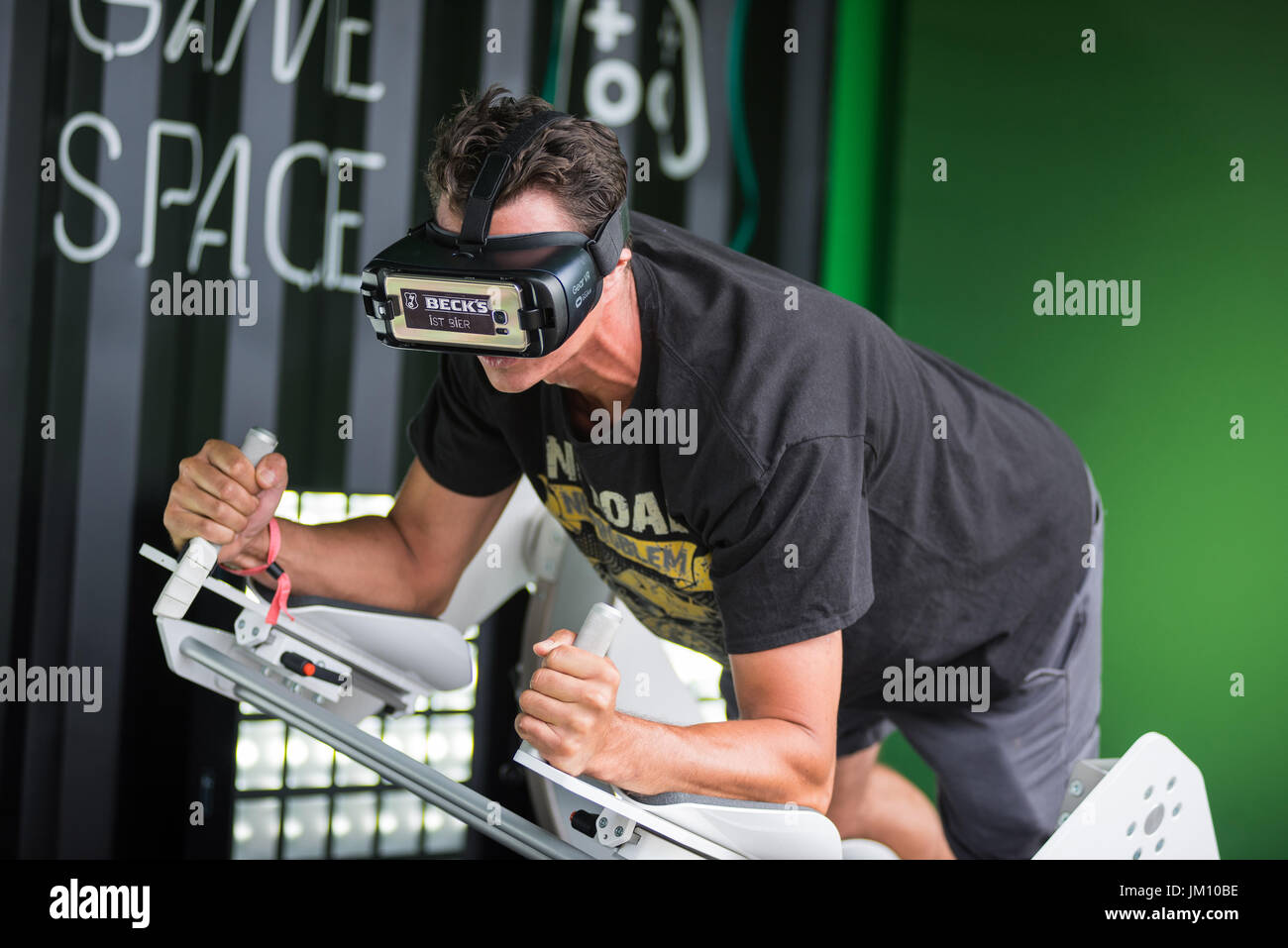 Vr glasses castle hi-res stock photography and images - Alamy