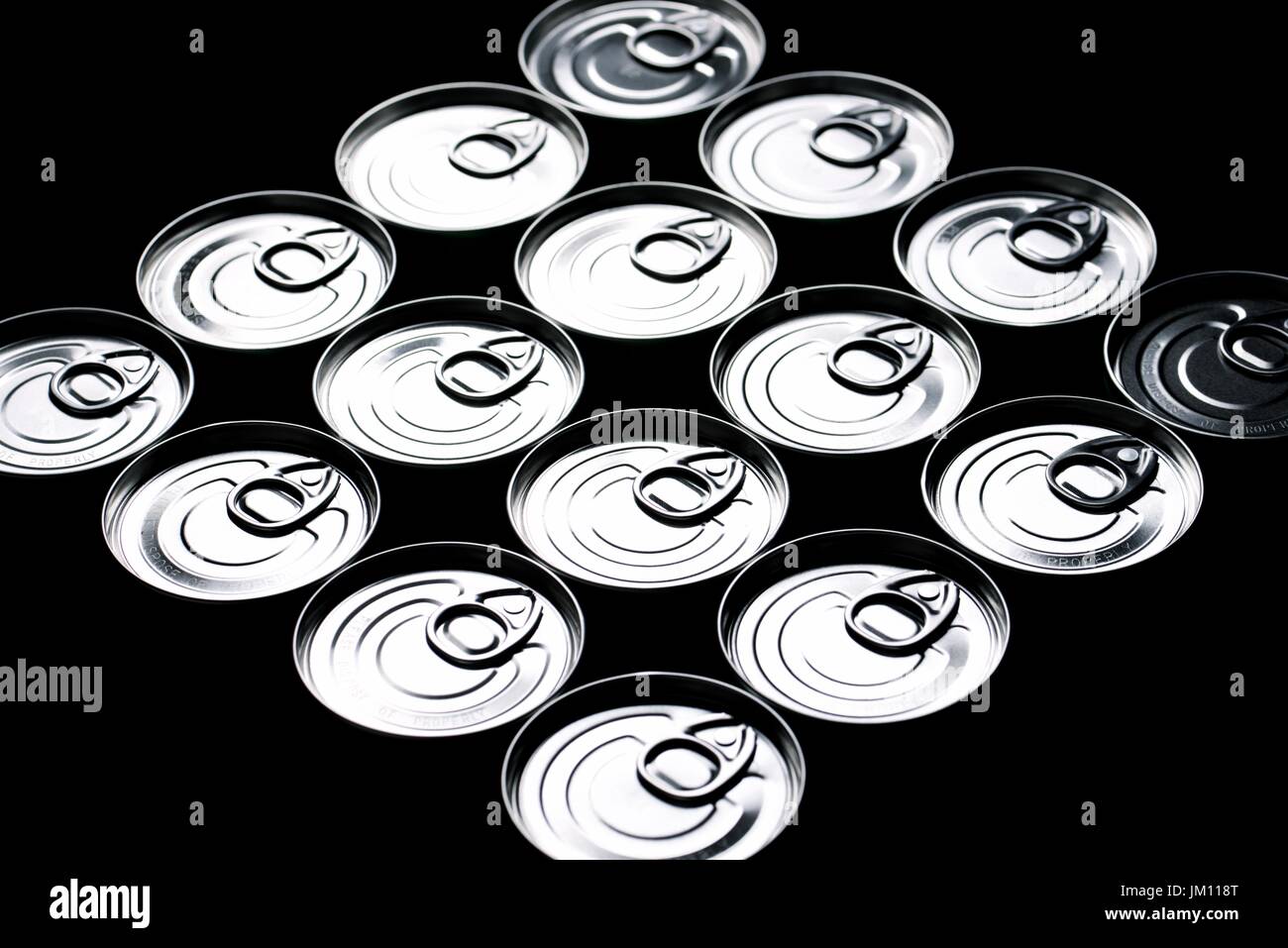 Closeup of a group of aluminium cans Stock Photo - Alamy