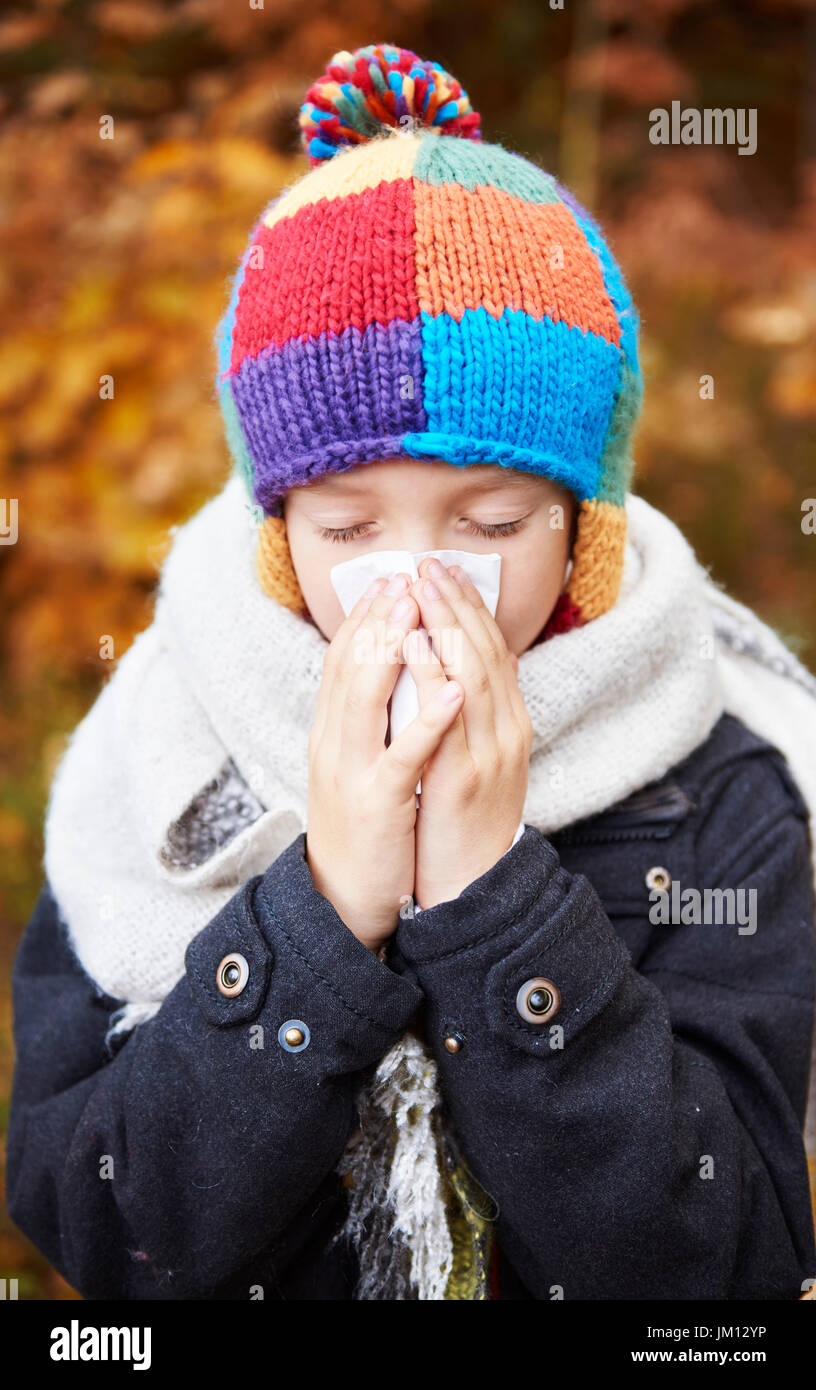 Little child catches a common cold Stock Photo - Alamy