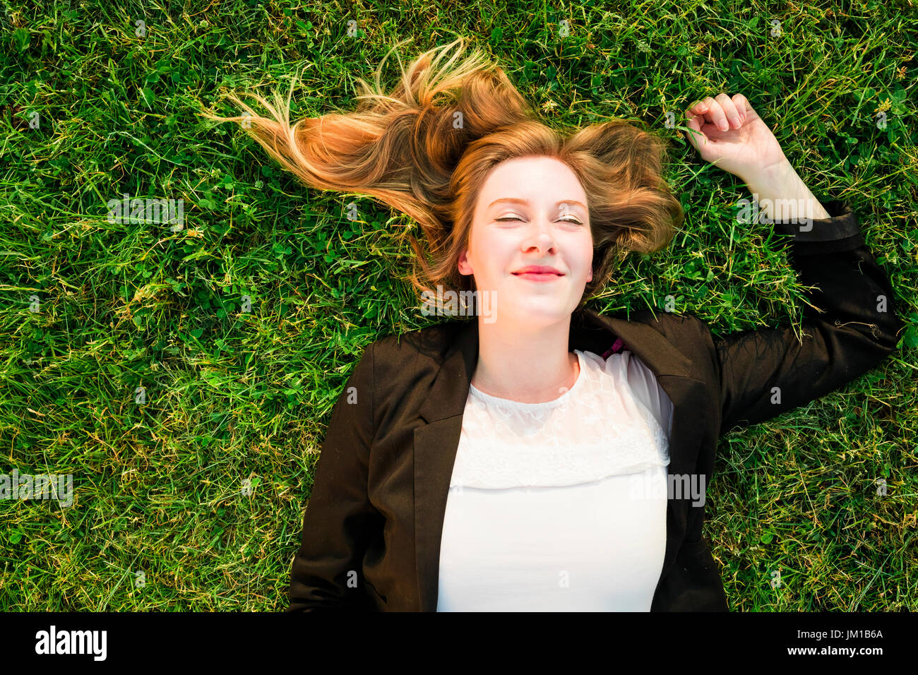 Strong independent woman hi-res stock photography and images - Alamy