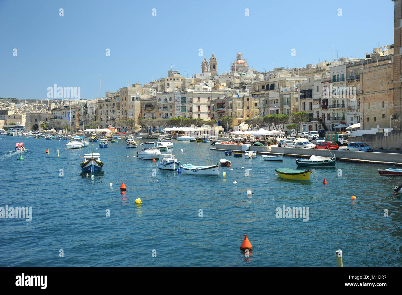 malta location mediterranean