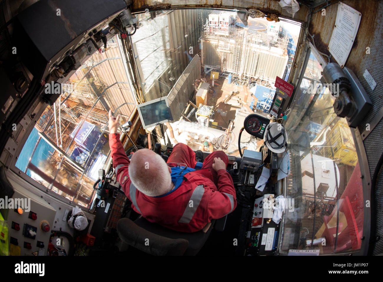 Crane cab hi-res stock photography and images - Alamy