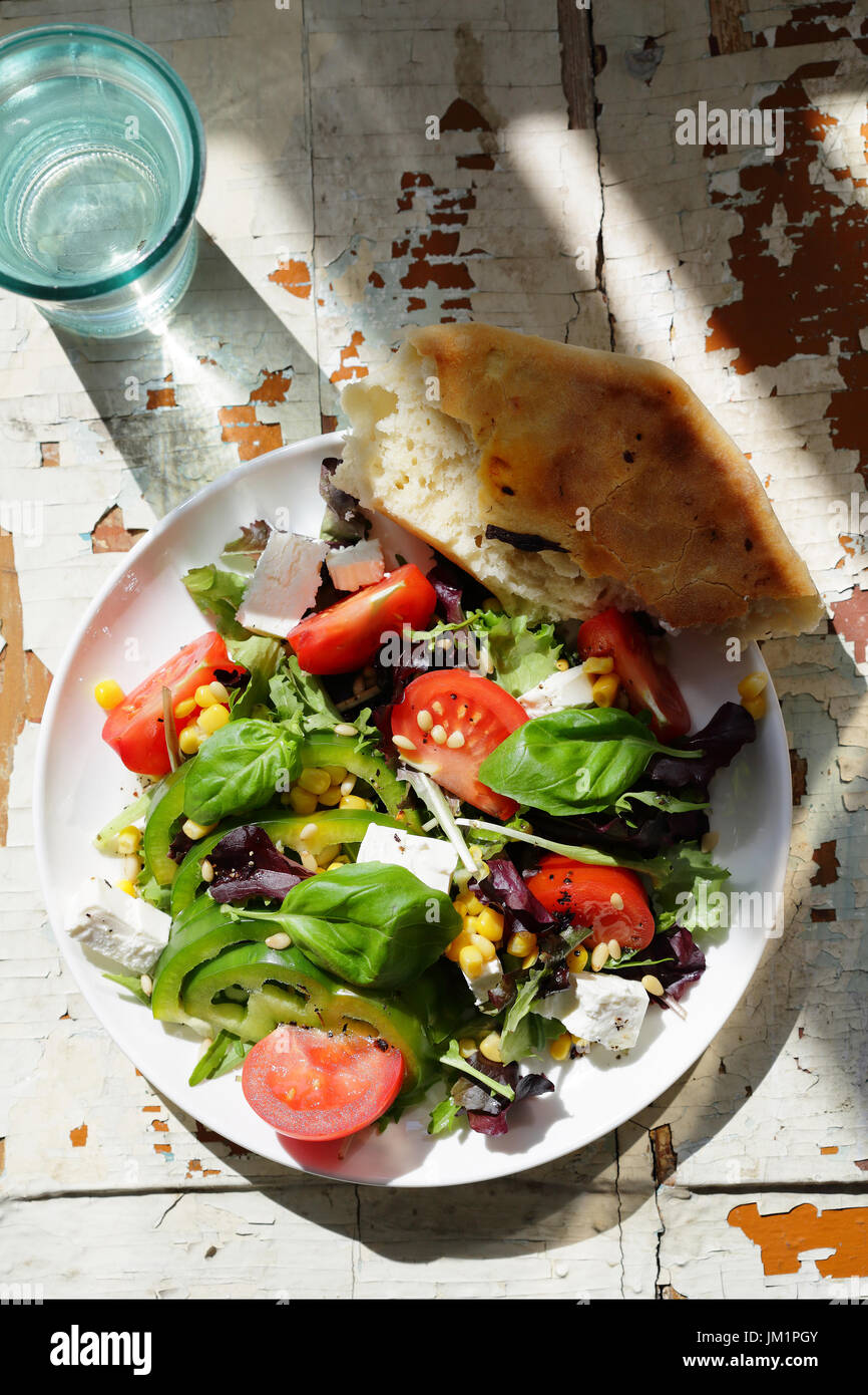 Summer salad, sunlight food Stock Photo - Alamy