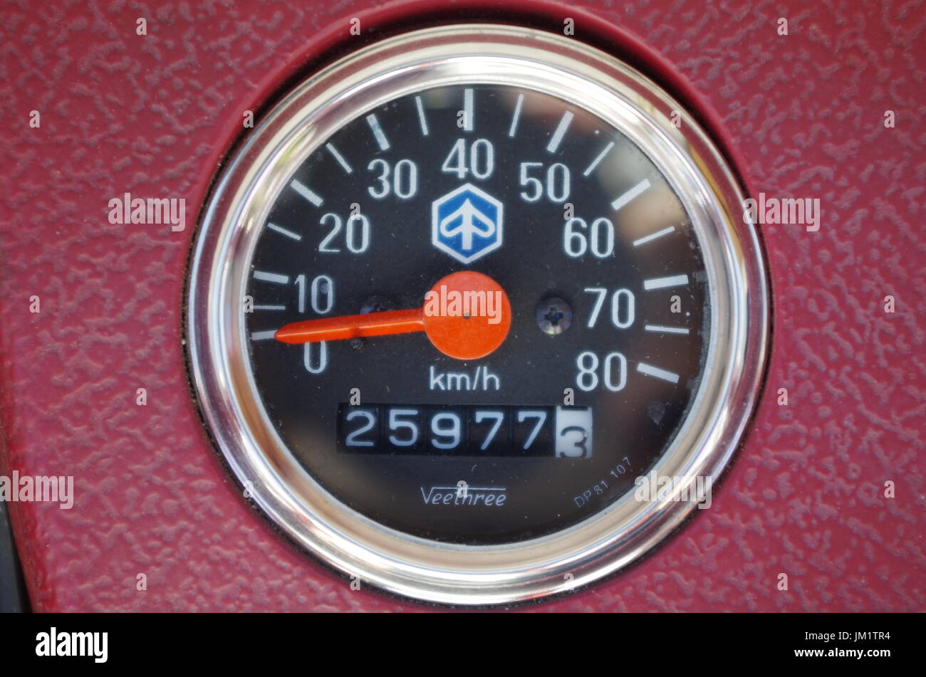 Piaggio analogue Tuk-tuk speed dial. Motors and parts Stock Photo - Alamy