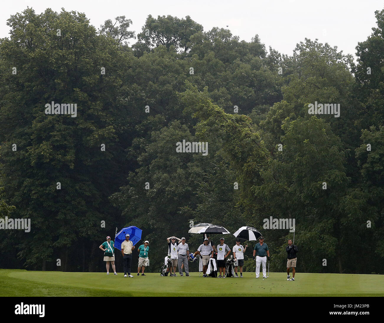 Silvis, Iowa, USA. 12th July, 2017. The Lucas Glover group plays in the ...