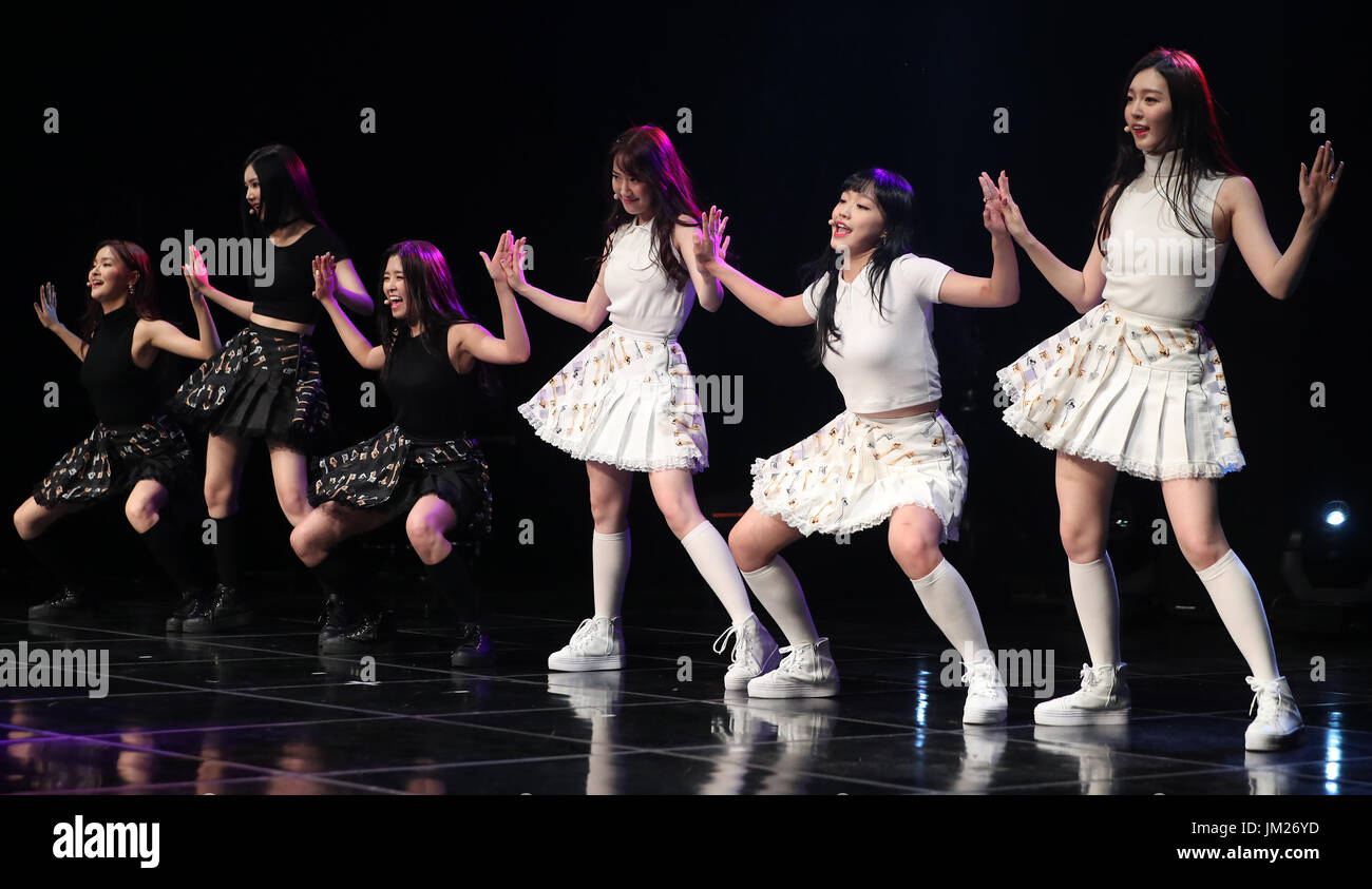 S. Korean girl group P.O.P South Korean girl group P.O.P performs ...