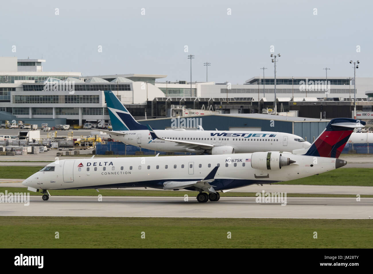 Richmond, British Columbia, Canada. 9th Apr, 2017. A Delta Connection ...