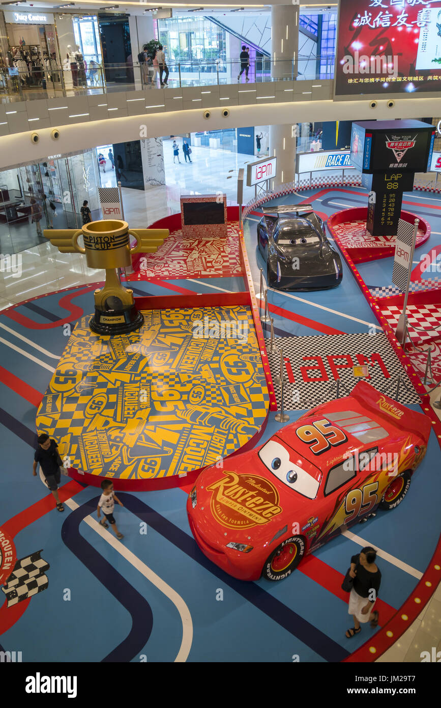 Cars movie pixar hi-res stock photography and images - Alamy