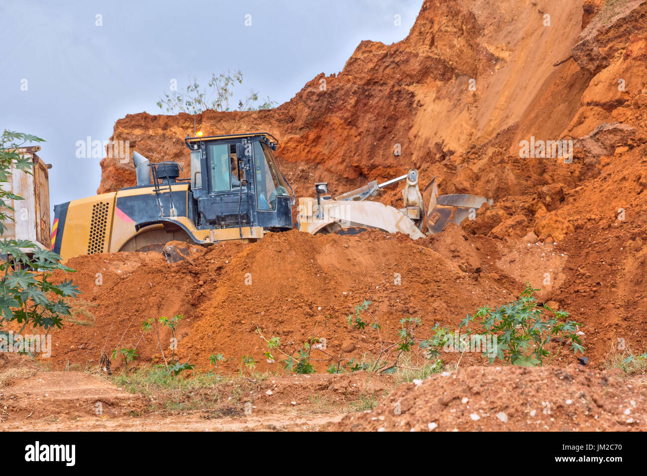 Paving a new road Stock Photo - Alamy