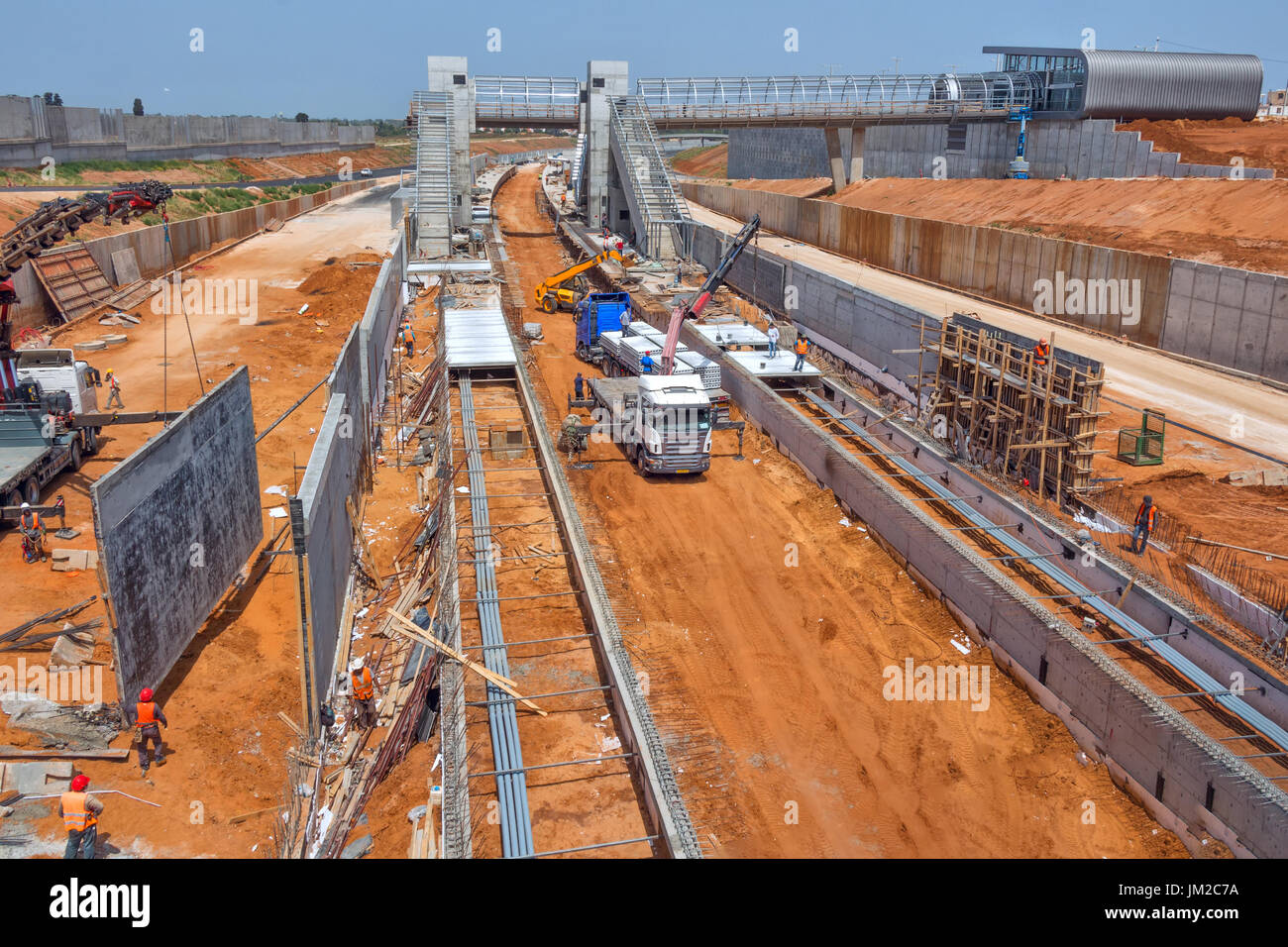 Paving a new road Stock Photo - Alamy