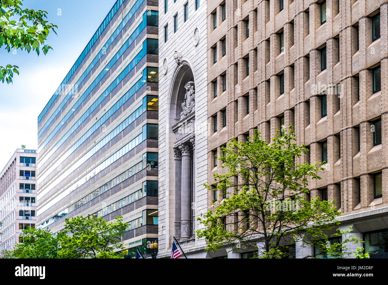Windows architecture downtown washington hi-res stock photography and ...