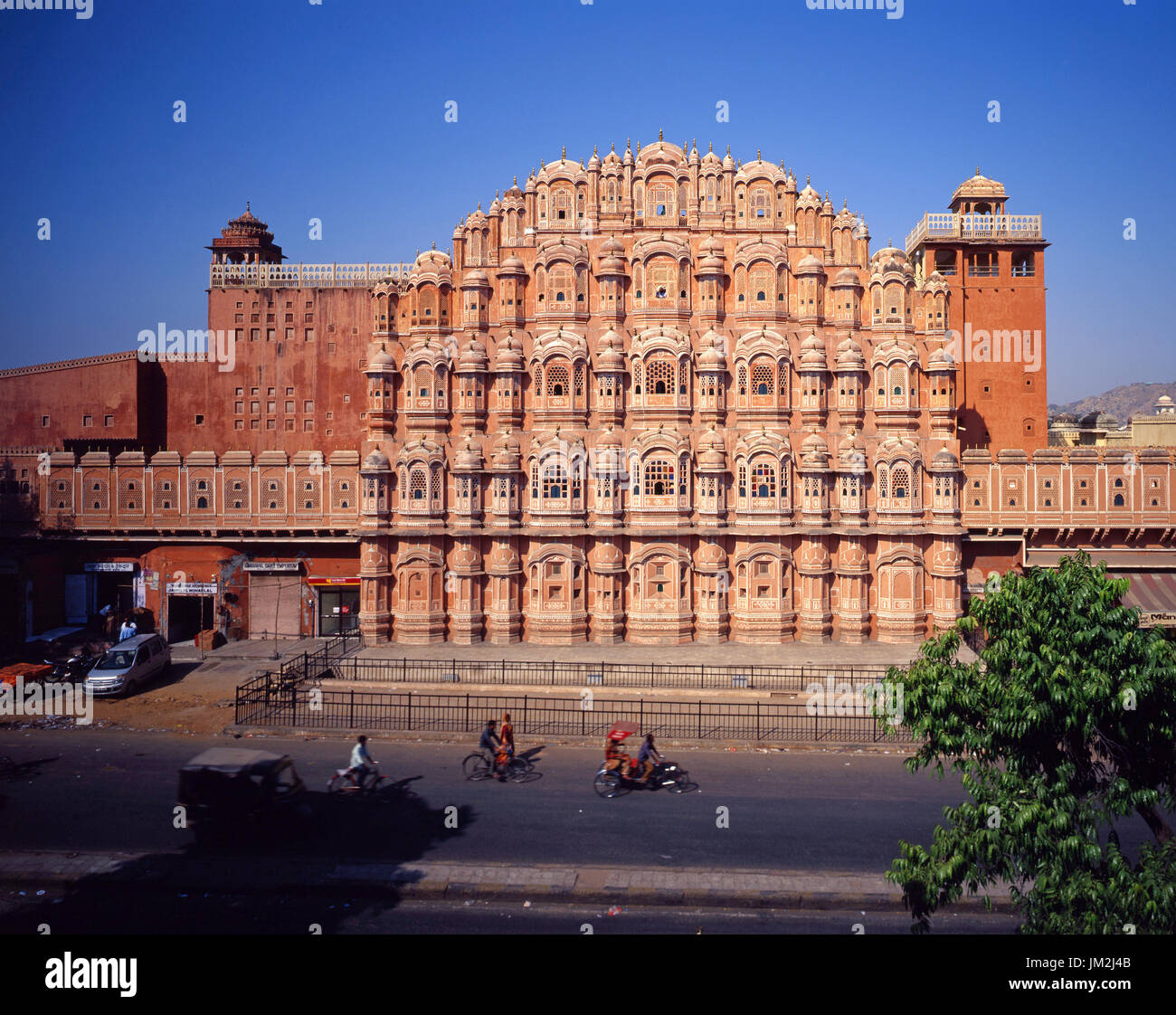 Hawa mahal in jaipur hi-res stock photography and images - Alamy