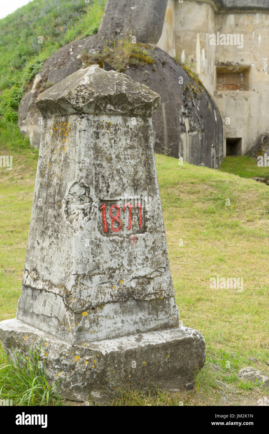 A pillar indicating the border and the date of construction of the ...