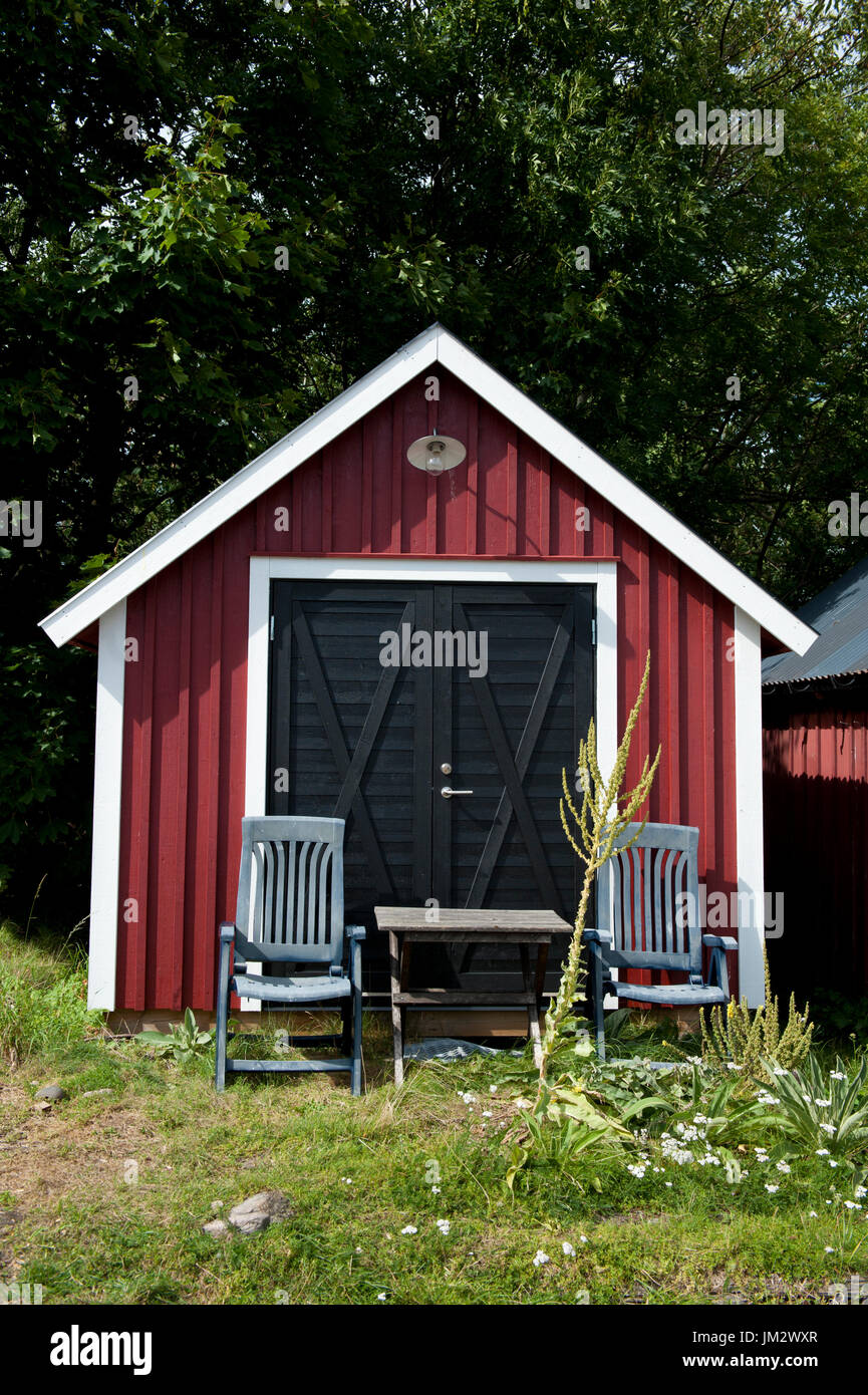 Swedish beach hut hi-res stock photography and images - Alamy