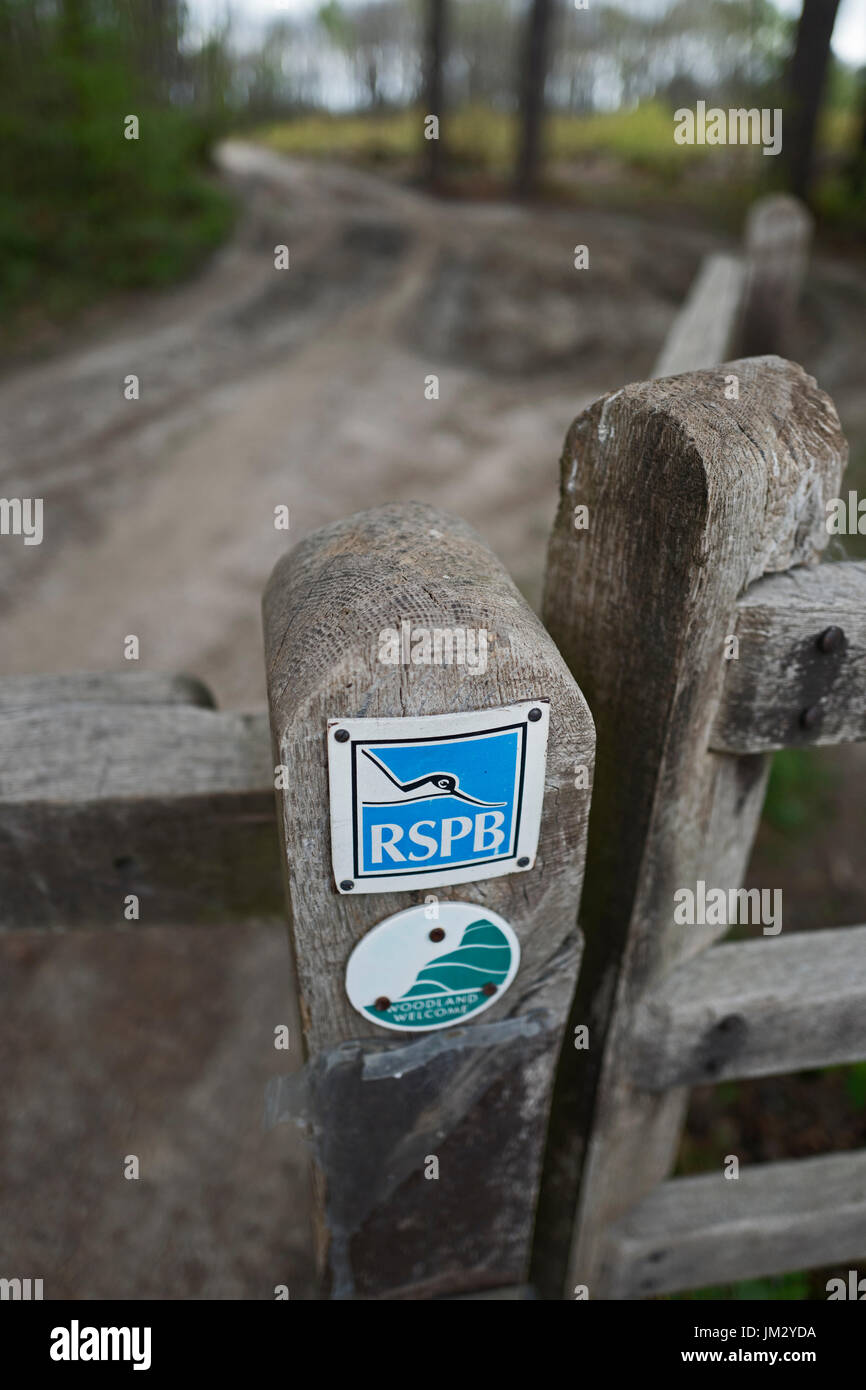 Rspb logo hi-res stock photography and images - Alamy