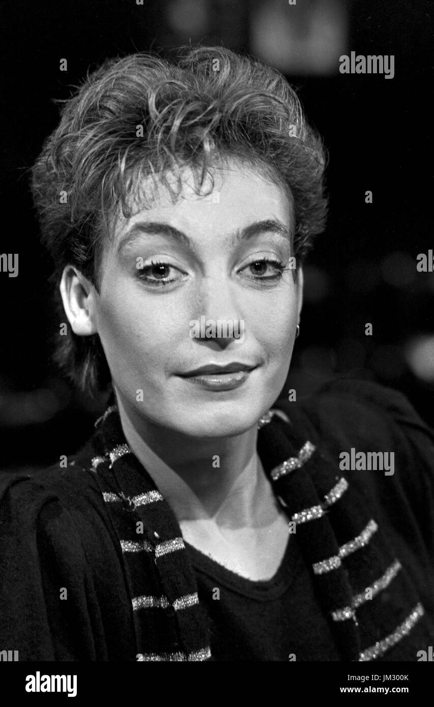 Deutsche Musicaldarstellerin, Schauspielerin und Chansonsängerin Ute ...