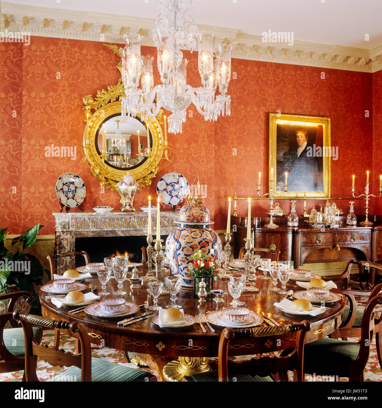Victorian style dining room Stock Photo - Alamy