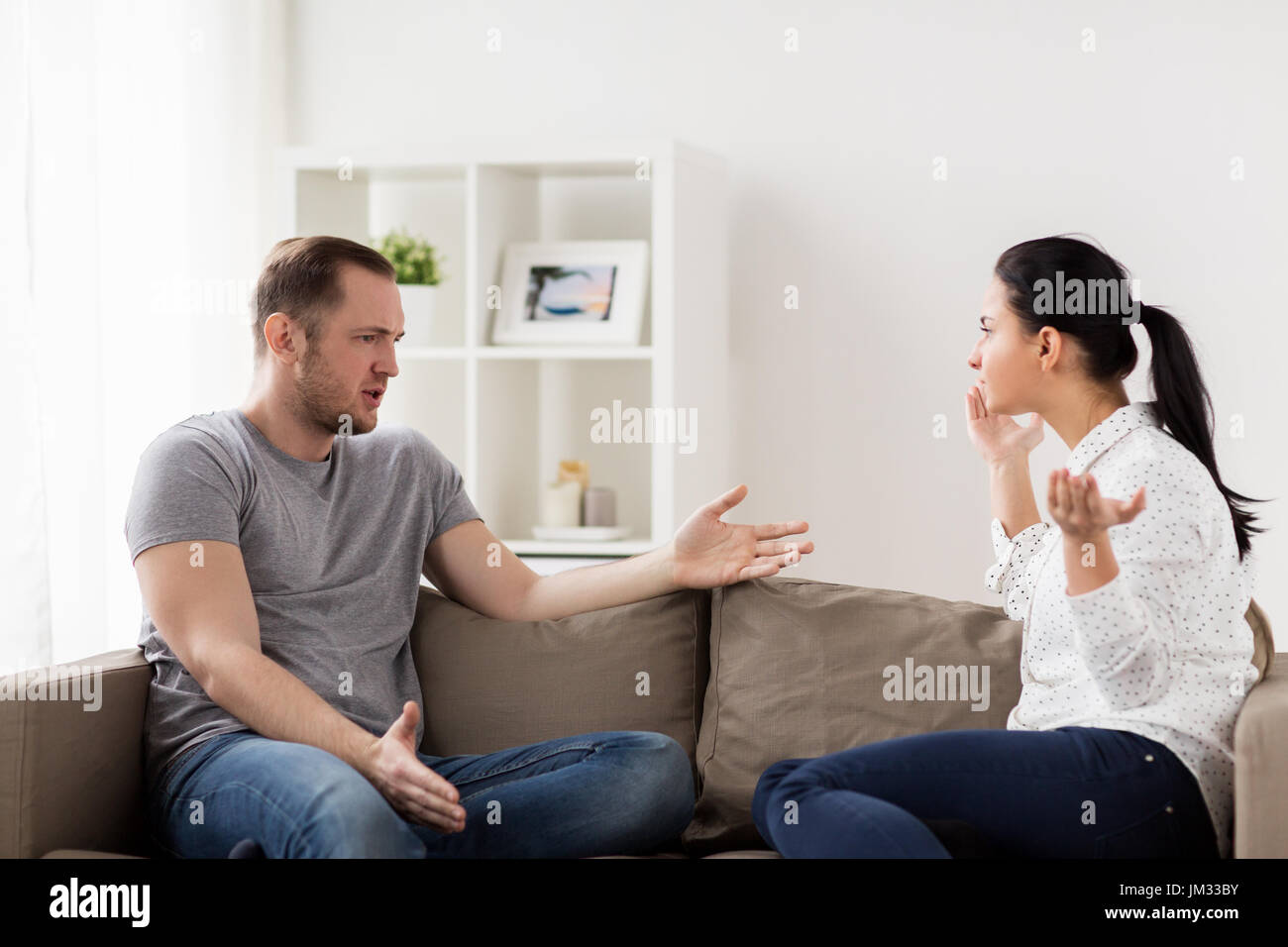 Couple angry home hi-res stock photography and images - Alamy