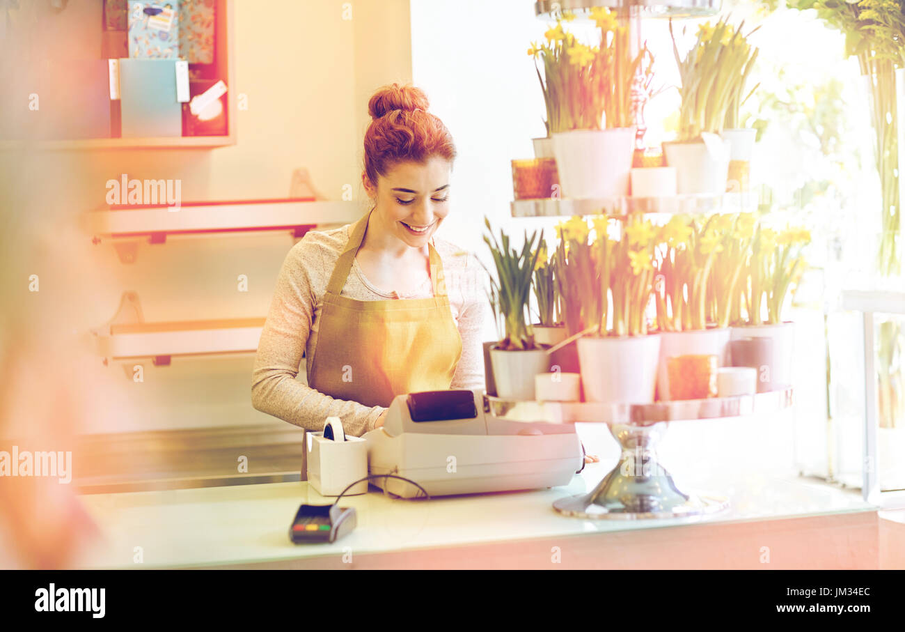 Girl at shop counter hi-res stock photography and images - Alamy