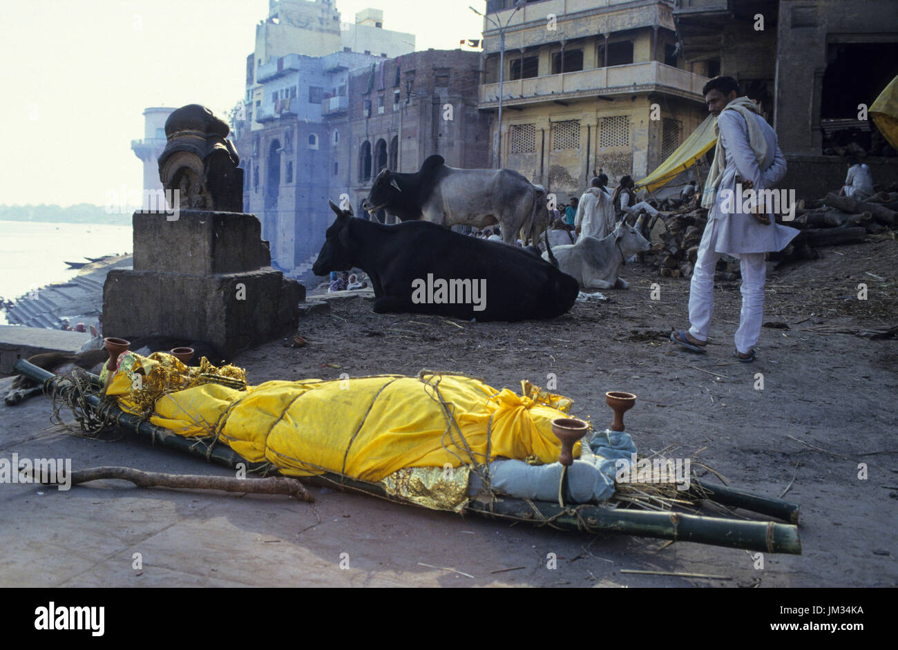 INDIA Varanasi, old names Benares Banaras, Kashi, cremation of dead ...