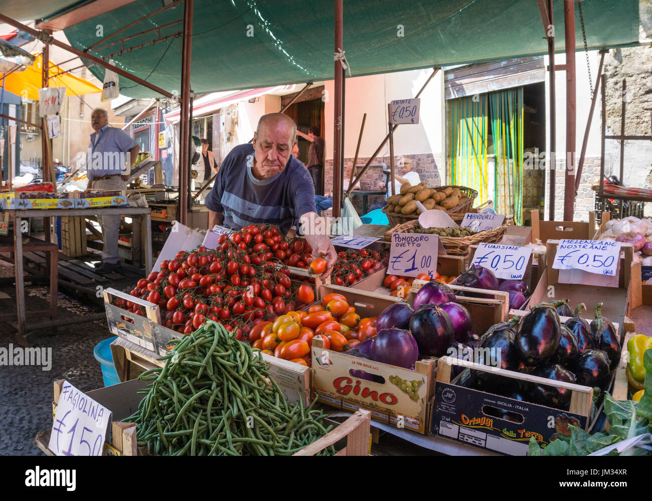 Fruit and egetable stall in The Ballaro Market in the Albergheria ...