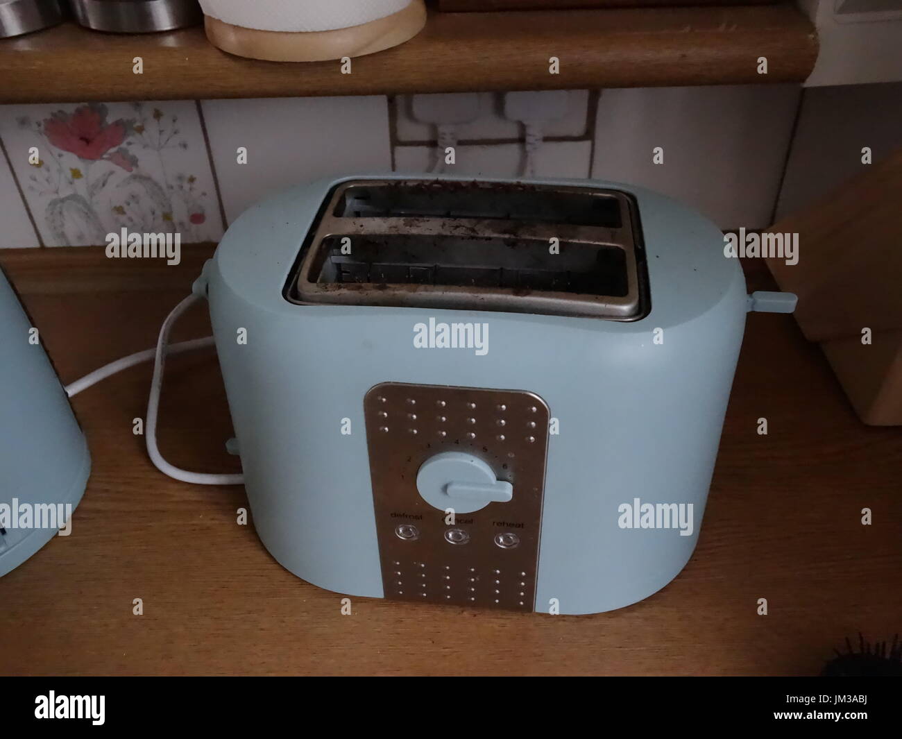 Old toaster hi-res stock photography and images - Alamy