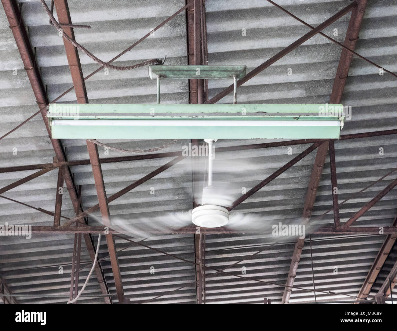 Old ceiling fan hi-res stock photography and images - Alamy