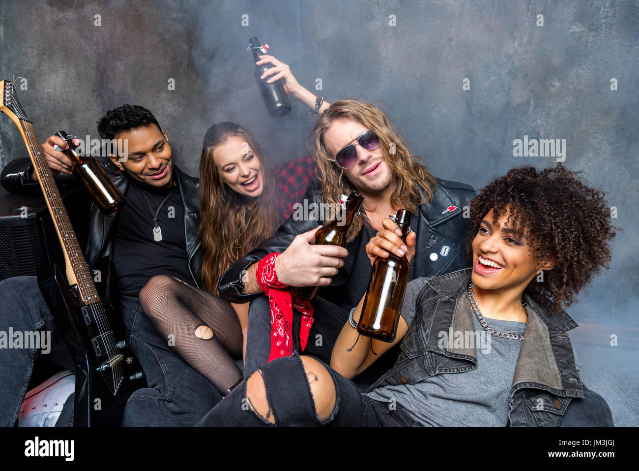 Band of friends hi-res stock photography and images - Alamy