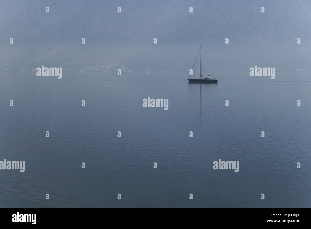 One vessel hi-res stock photography and images - Alamy