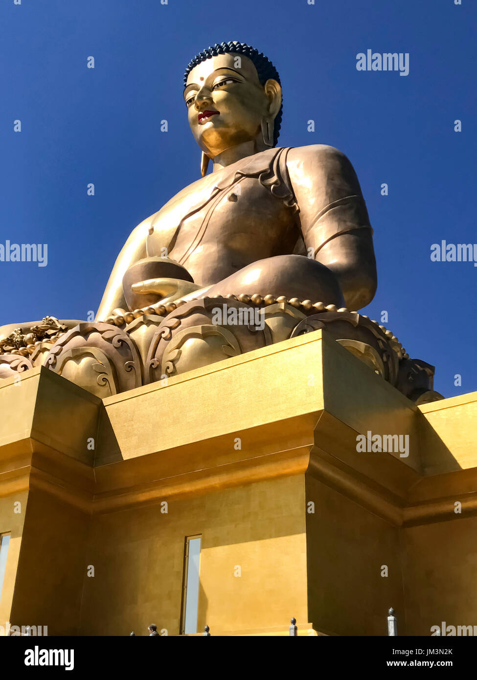 Bhutan himalayas hi-res stock photography and images - Alamy
