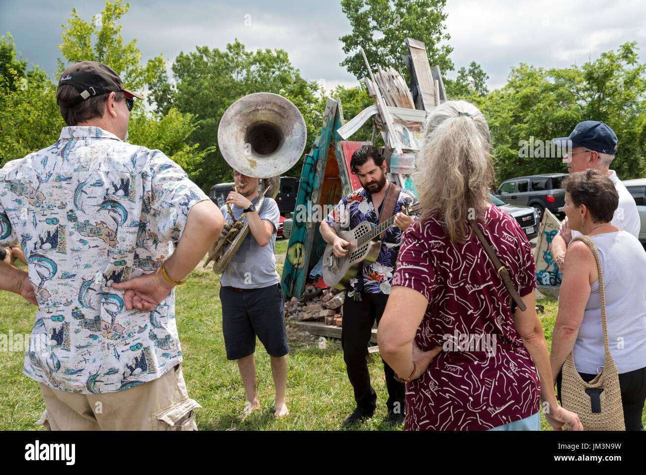 Crash detroit hi-res stock photography and images - Alamy