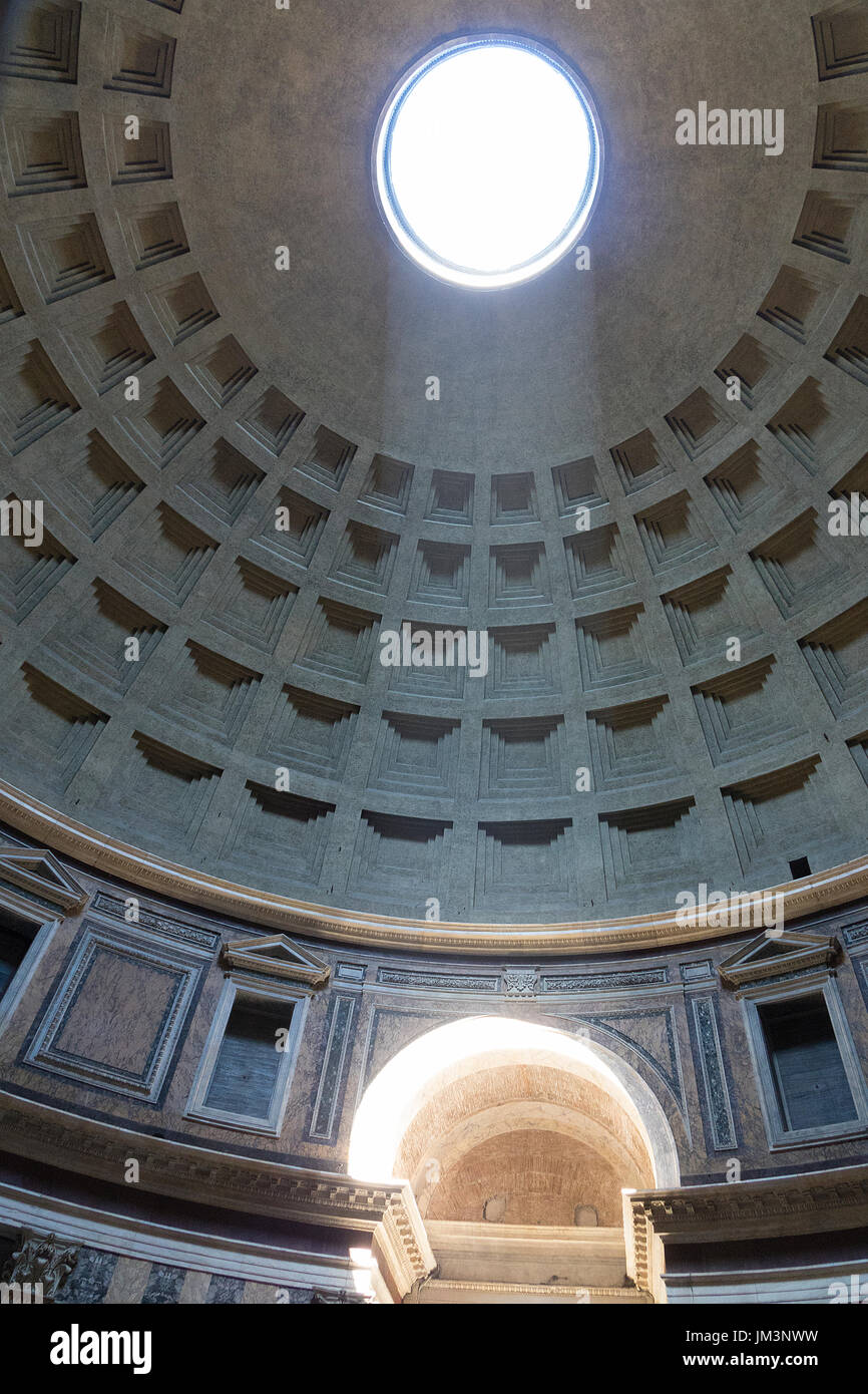 Inside the Pantheon, Rome Stock Photo - Alamy