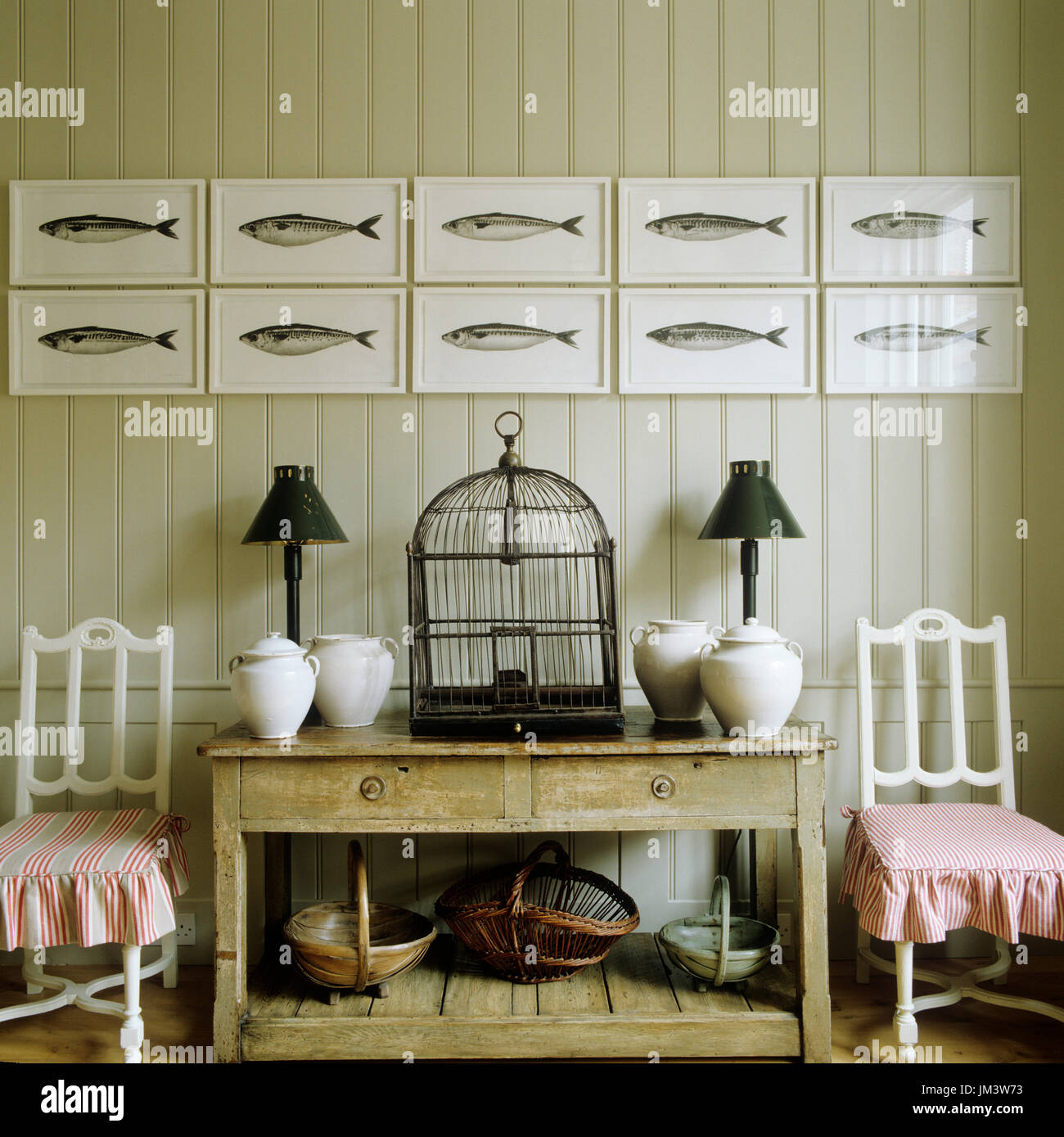 Rustic country style interior design Stock Photo - Alamy