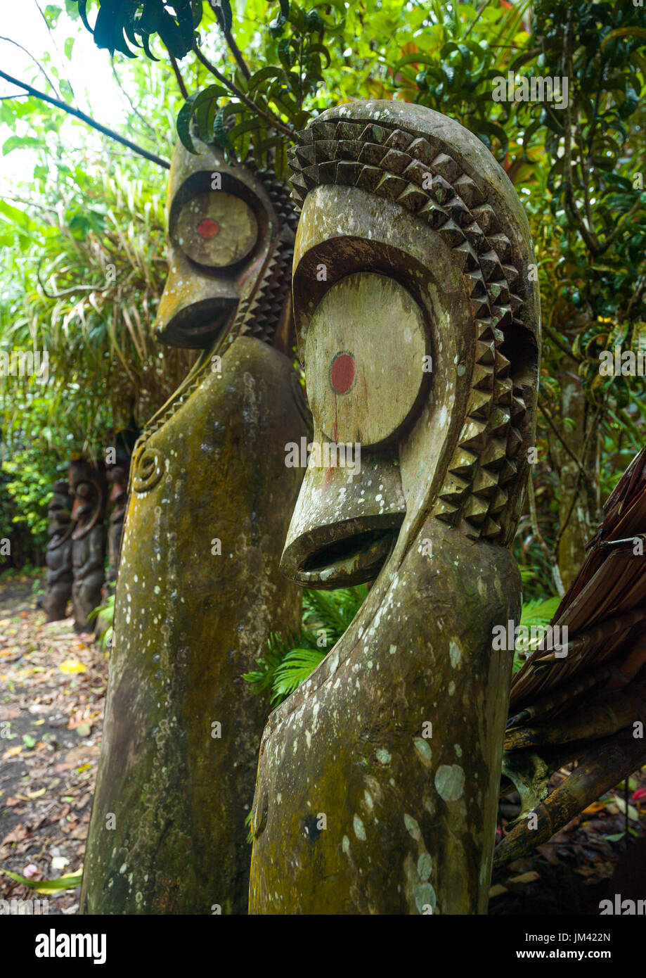 Slit gong hi-res stock photography and images - Alamy