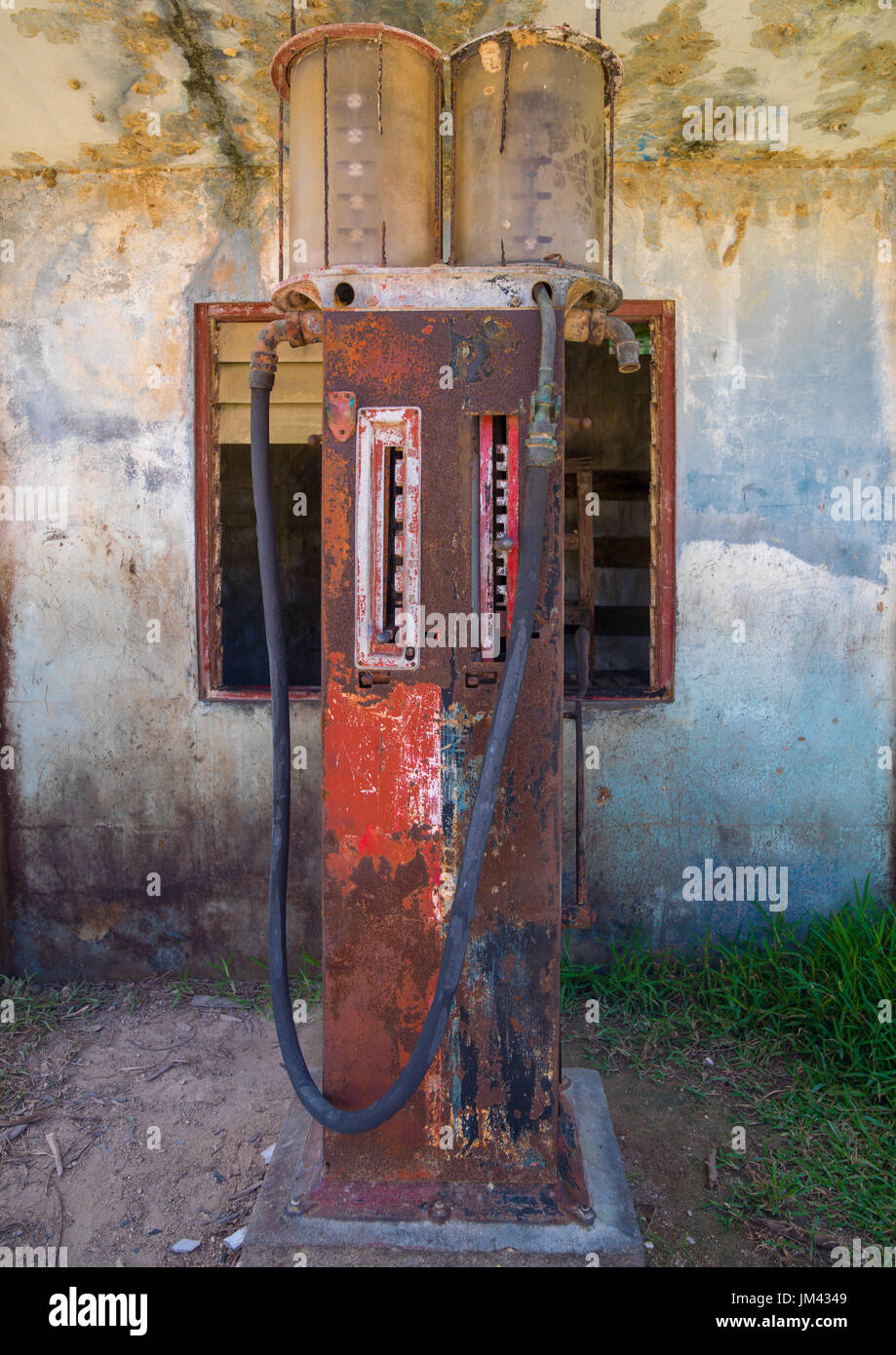 Rusty gas pump from the american army during the ww2, Sanma Province ...