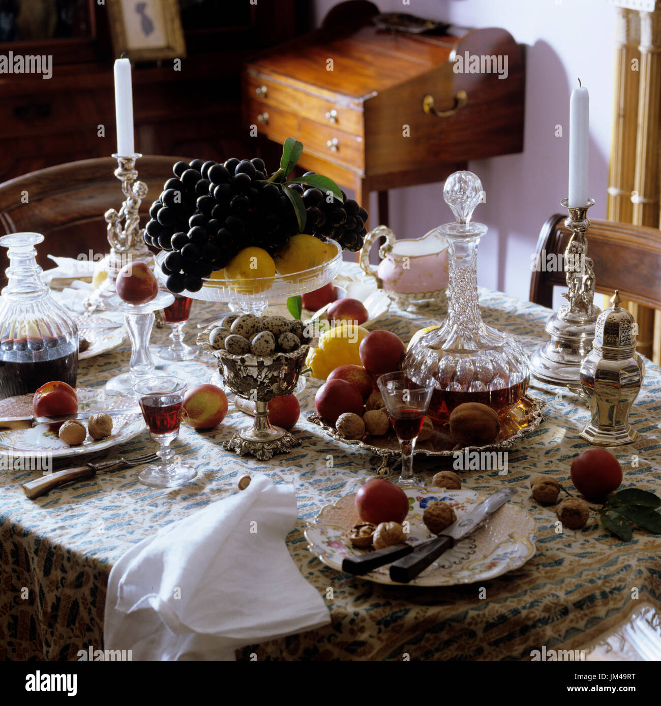 Tabeltop hi-res stock photography and images - Alamy