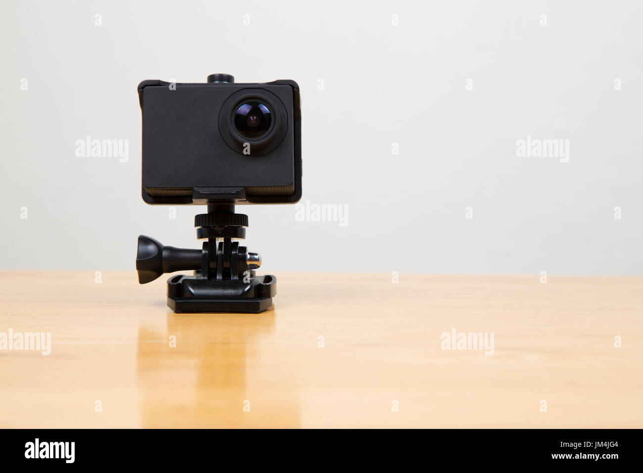 Camera on stand hi-res stock photography and images - Alamy