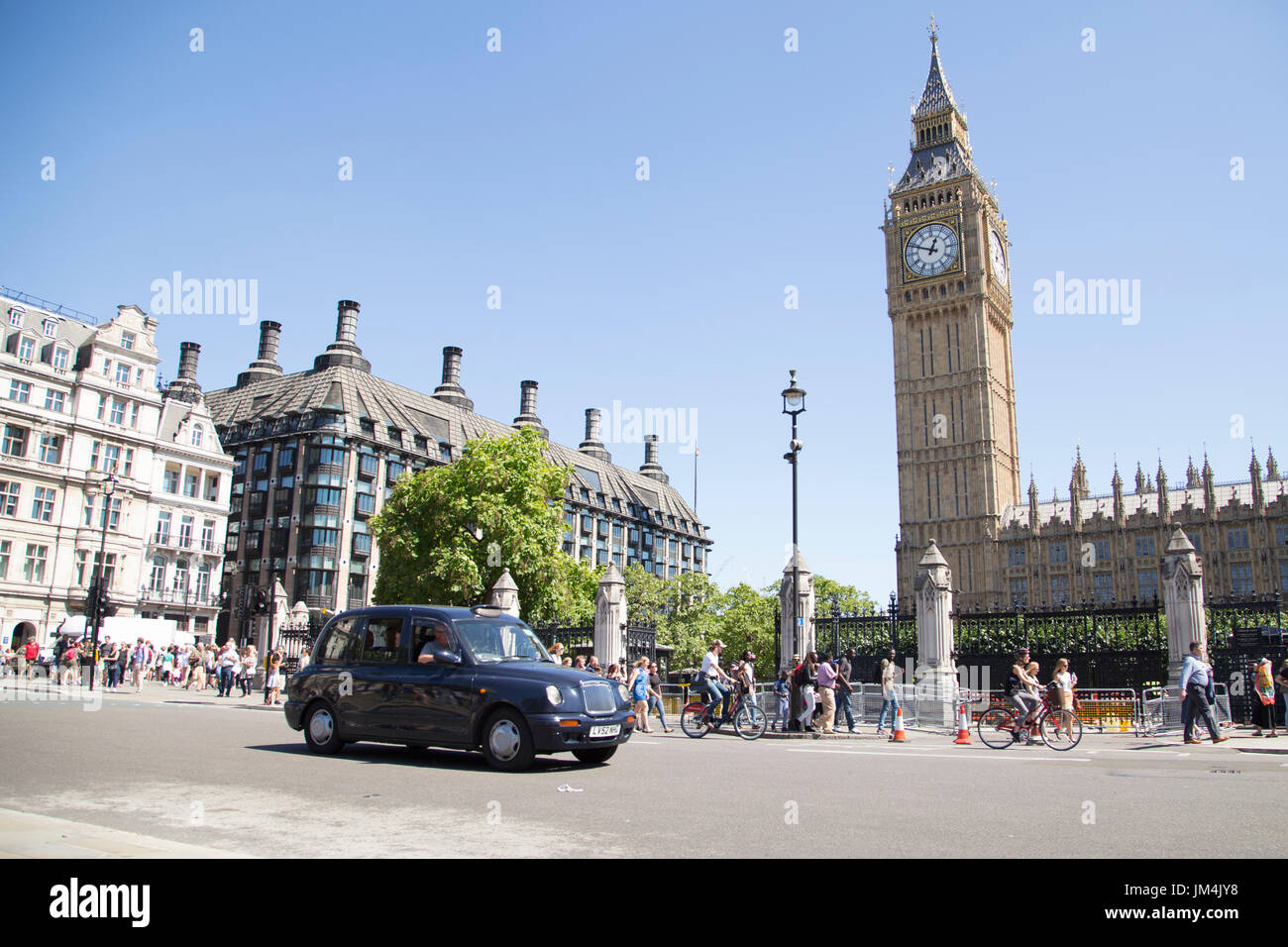 Driving big ben hi-res stock photography and images - Alamy