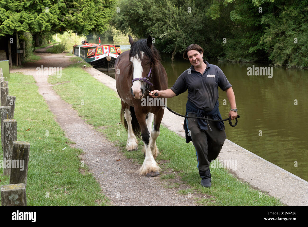 Horse drawn boat hi-res stock photography and images - Alamy